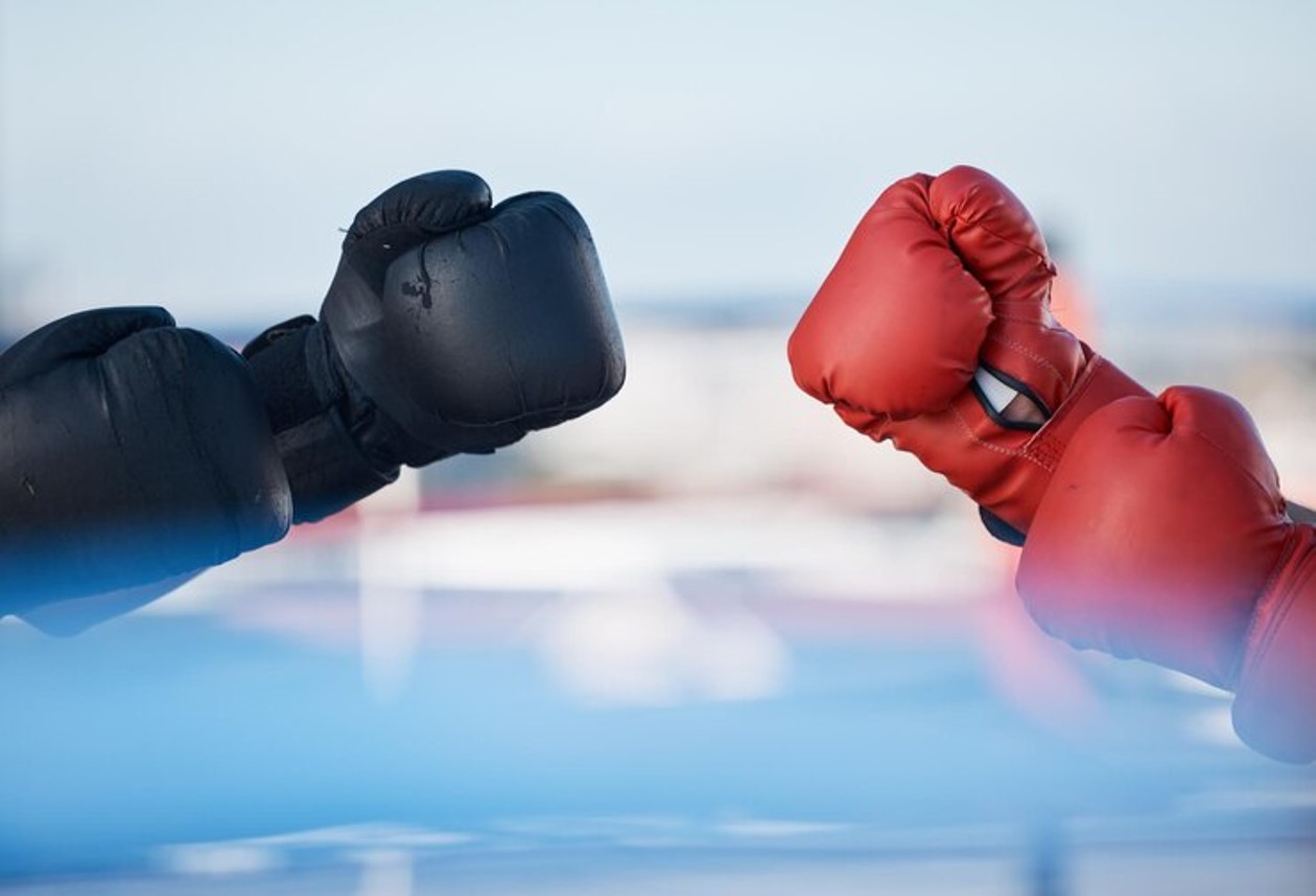 The Best Boxing Equipment for 2023: AI Boxing Gloves and Other ...